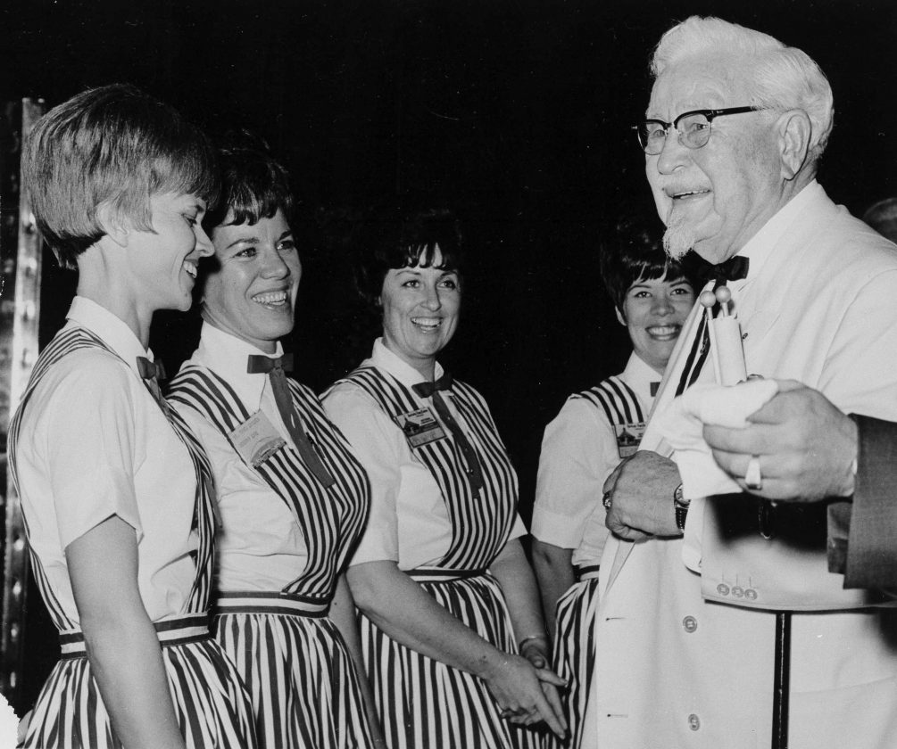 Col. Sanders meets with KFC employees | News, Sports, Jobs - The Express